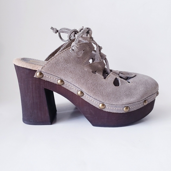 Sbicca | Shoes | Sbicca Vintage Collection Leather Platform Heels ...